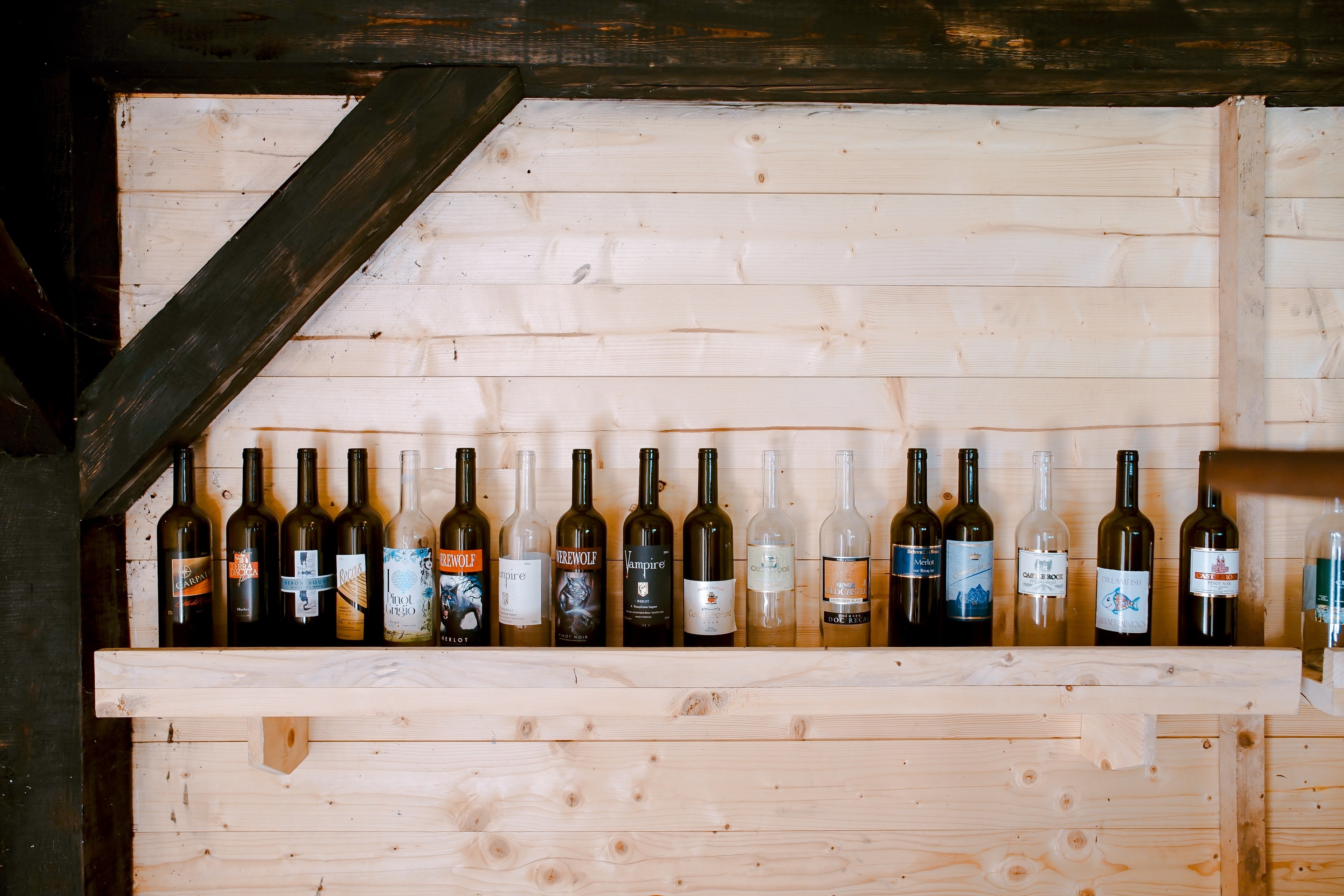 Why so many shapes for wine bottles? – Les Grappes